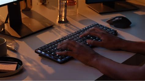 MX Mechanical Wireless Keyboard Logitech