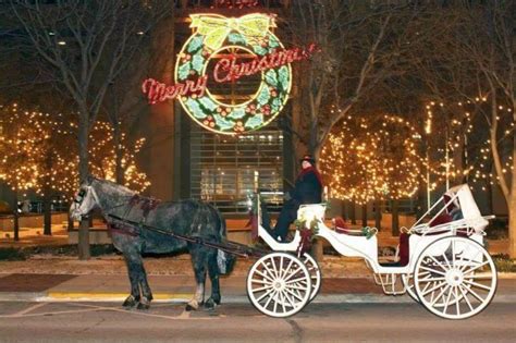 Christmas Carriage Rides In Fort Wayne Indiana Are Brilliant Fort