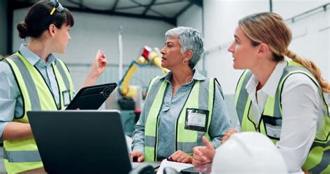 Engineering Teamwork Or Business People At Warehouse With Problem