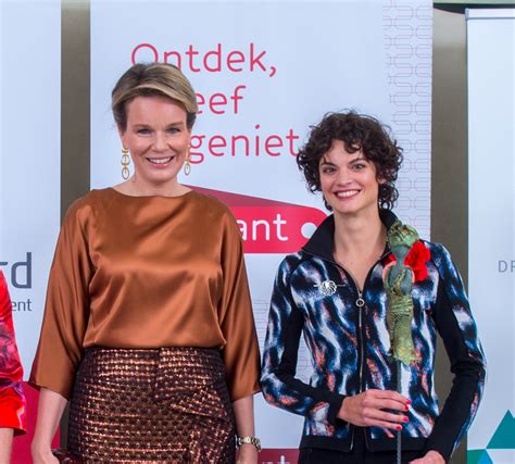 Koningin Kroont Eef Coolen Bolster Tot Nationale Belofte Made In