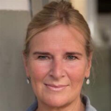 Danielle Van Leeuwen Independent Business Owner The Frying Dutch Woman Linkedin