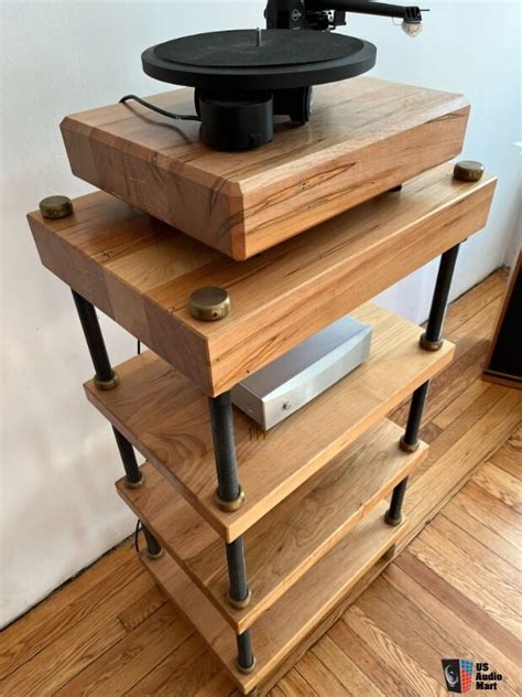 Mapleshade Samson V 2 Audio Rack Photo 5109298 Uk Audio Mart