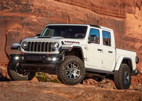 Jeep Gladiator Set To Get Wrangler 392s Hemi V8
