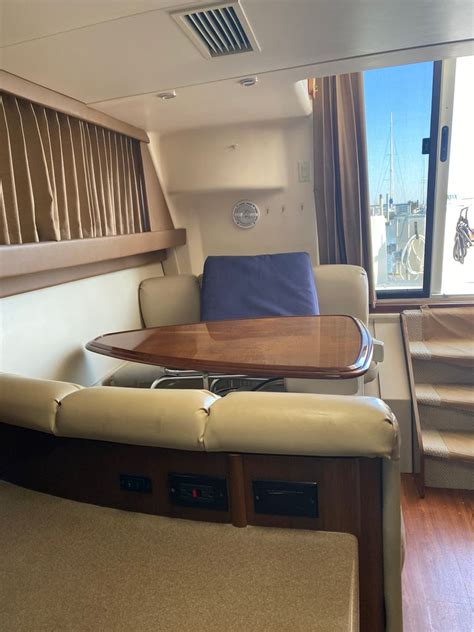 2007 Carver 36 Mariner National Vehicle
