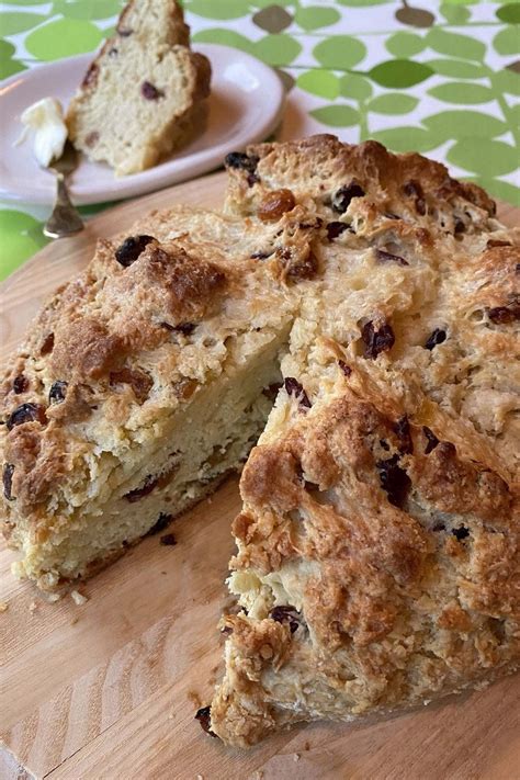 15 Best Quick Bread Recipes That Are Easy To Bake