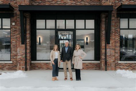 Ashton Thomas By Townsend Collective