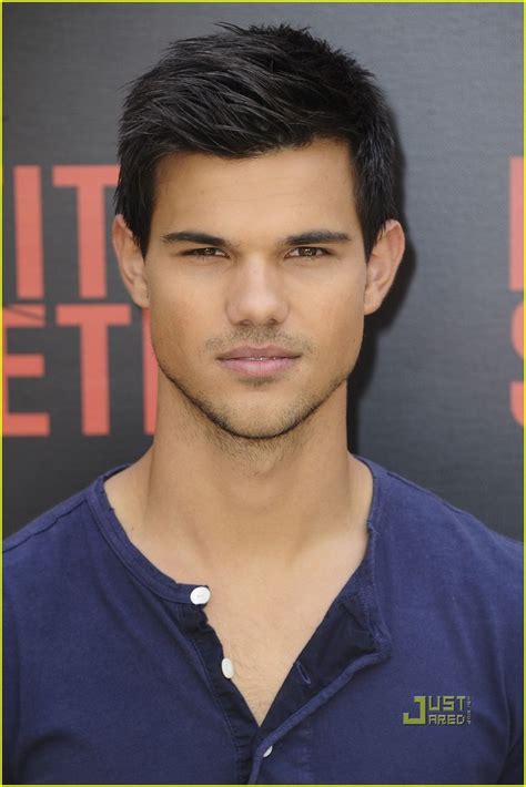 Taylor Lautner Taylor Lautner Jacob Black Twilight Taylor Jacobs