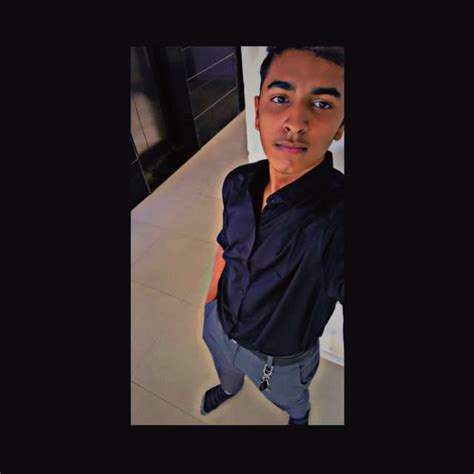 👑 Rajan 👑 Rajan 3074 • Threads Say More