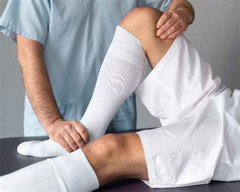 Известният германски ортопед и травматолог д р Клаус Йохан пак ще преглежда и ще оперира в екип