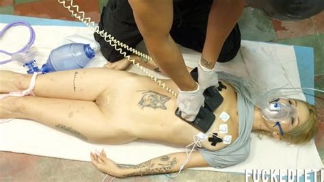 4k Ashley Rose Cpr Synchronized Cardioversion Wet Bathtub Heart Attack Fuckedfetish Clips4sale