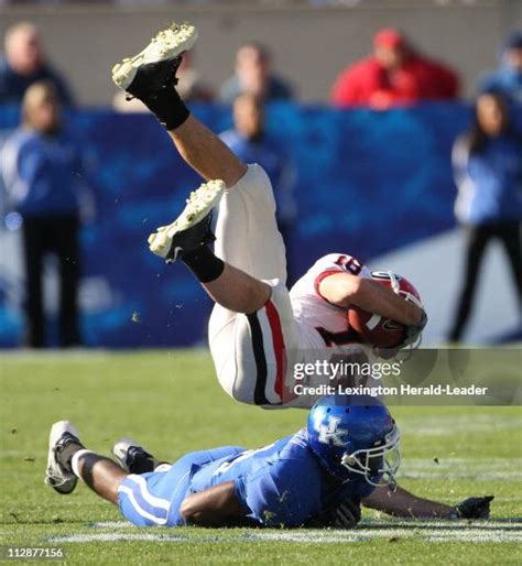 Georgias Kris Durham Got A First Down In The Third Quarter Before