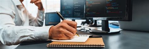 Premium Photo Software Engineer Working On Application Development On His Computer Display