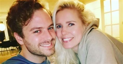 Bettina Holwerda Raakt Gewond Na Blunder In Bed Shownieuws