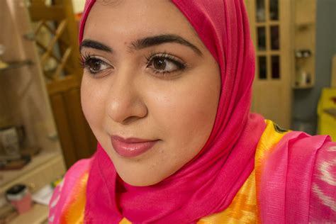 Cheeky Minx Hourglass Mood Exposure Intermittent Makeup