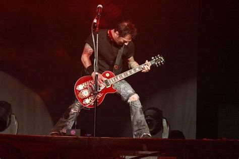 Pin By Kathy Schmautz On Sully Sully Erna Sully Hottest Guy Ever