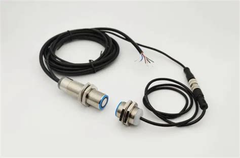High Precision M18 Ultrasonic Sensor With 30 300mm Sensing Range Ideal For Object Detection In