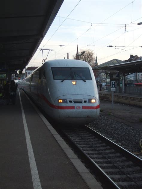 Ice 271 Fährt Von Zürich Nach Hamburg Altona In Offenburg Hbf Ein