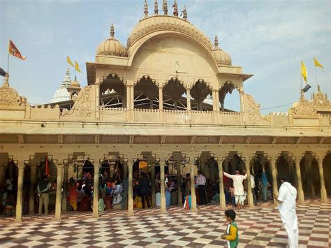 Barsana Shri Radha Rani Temple Mathura Indien Anmeldelser