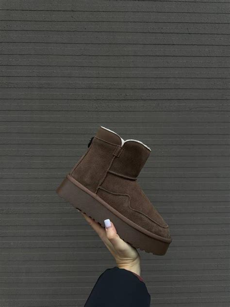 Уггі — ціна 2000 грн у каталозі Уггі Купити жіночі речі за доступною