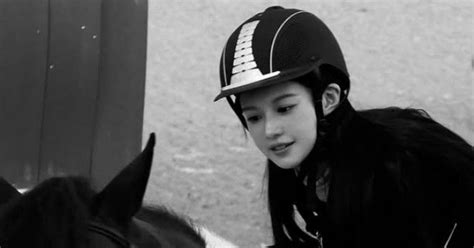 Scin스타 고윤정 말도 반한 청초美승마장 비주얼 근황 화제