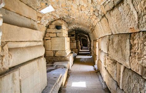 The Temple Of Hadrian In Ephesus A Historical Guide Seablue