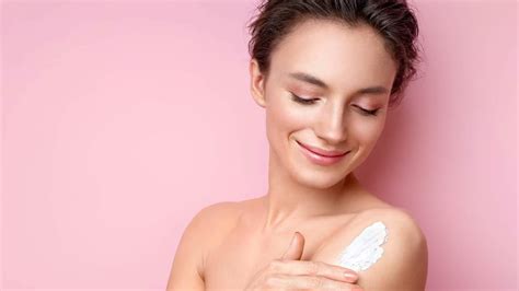 كيف تستخدمين لوشن الجسم باحترافية؟ فوشيا