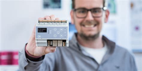 DH Electronics Webinar Easy Way To Your Customized IoT Gateway On From To Pm