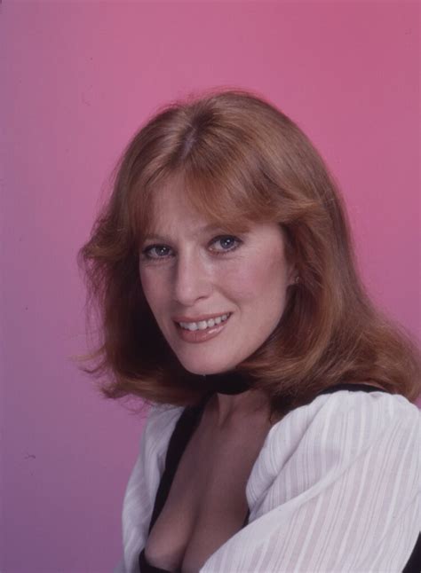 10 Hot Sexy Barrie Youngfellow Bikini Pics