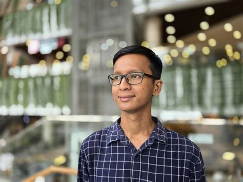 Review Samsung Galaxy S Ultra Naik Kelas Makin Cerdas