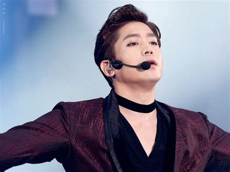 컬러렌즈 14년만에 껴준 남자연예인ㅎㄷㄷ 인스티즈 Instiz 이슈 카테고리