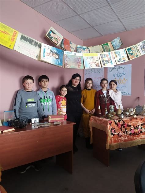 ბოსლების საჯარო სკოლის მოსწავლეებმა მივიწყებული ნივთების გამოფენა მოაწყვეს Etm Ge ერის