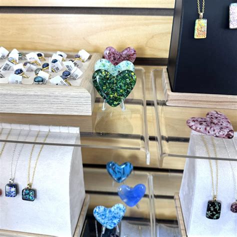 The Ruby Wren Eclectic Boutique Godfrey Il