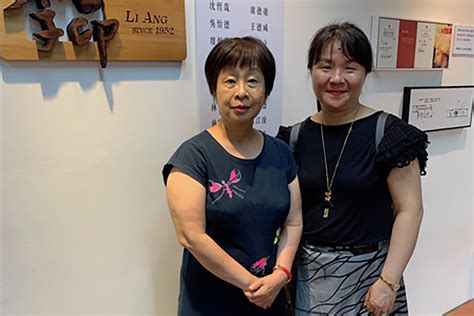Min Min Liang Visits With Acclaimed Author Li Ang Mit Global Languages