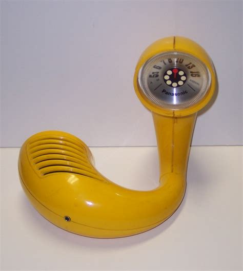 Vintage Small Pocket And Novelty Transistor Radios