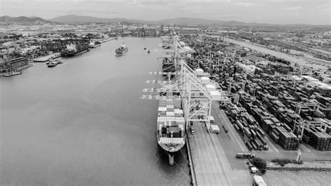 What A Sustainable Future Might Look Like For The Barge Industry Bargeops