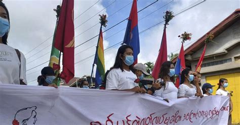 미얀마 반군 북동부 두 도시 점령 주장 “군사 정부 최대 패배”