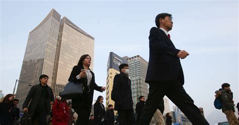 한국 근로시간 10년간 10 감소… Oecd 평균보다 연 200시간 더 일해 조선비즈