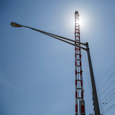 Summer Safety Tips For Working Outdoors In Extreme Heat Flagger Force