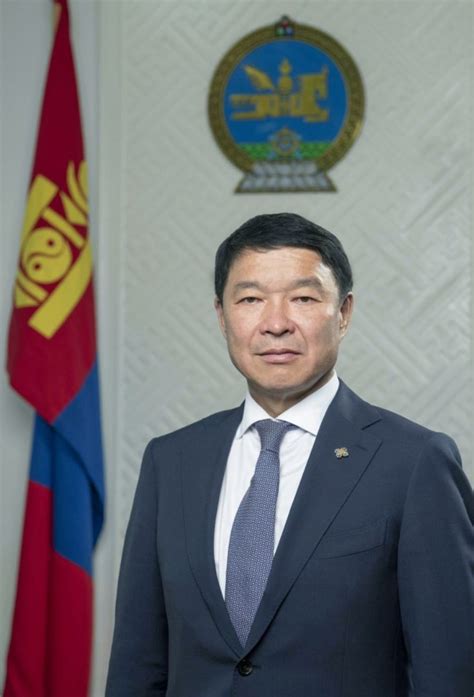 БАТЛАН ХАМГААЛАХЫН САЙД ДАМБЫН БАТЛУТ Монгол Улсын Батлан хамгаалах яам