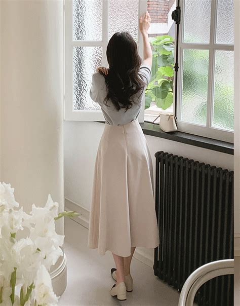 프롬데이원 로랑 플레어 훌롱스커트 스웨이드 A라인