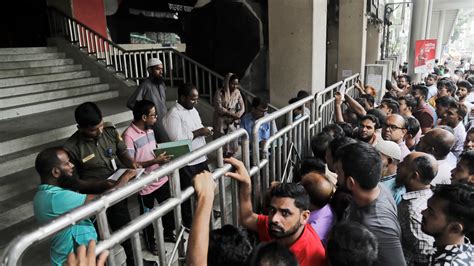 Internet Partially Restored In Bangladesh After Violent Unrest Reports