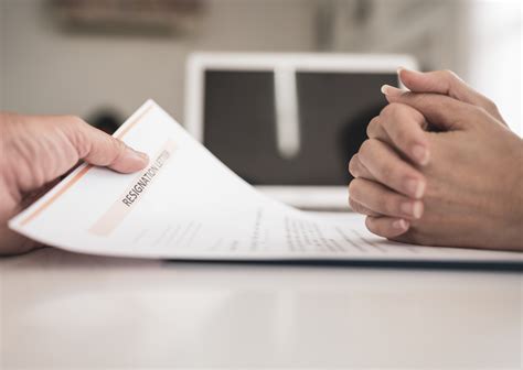 Contoh Surat Resign Yang Benar Agar Terlihat Profesional