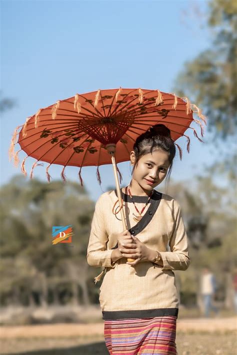 Tai Ahom Traditional Dress Assamese Traditional Dress Traditional