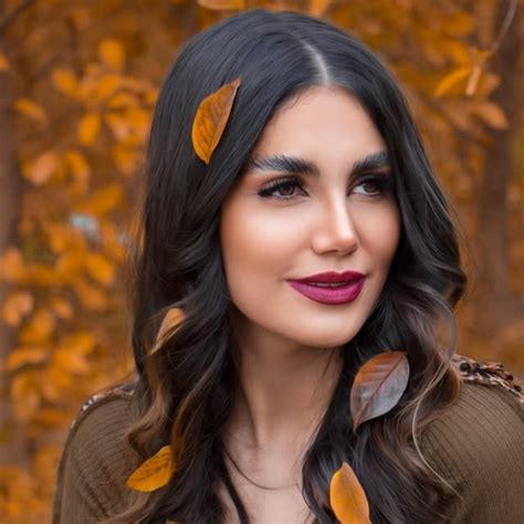 Saba Saei Model Saba Saei On Threads