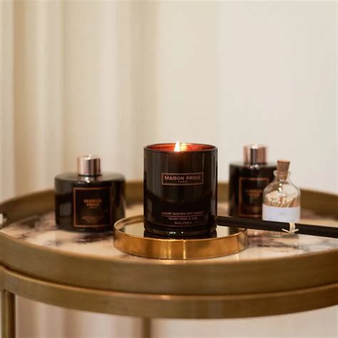 Black Amber And Ginger Lily Candle 255g Maison PrivÉ