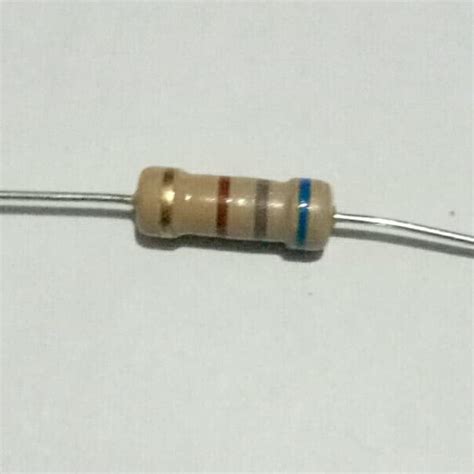Jual Pcs25 Resistor 680 Ohm 680ohm 1 2w 05w 25pcs Shopee Indonesia