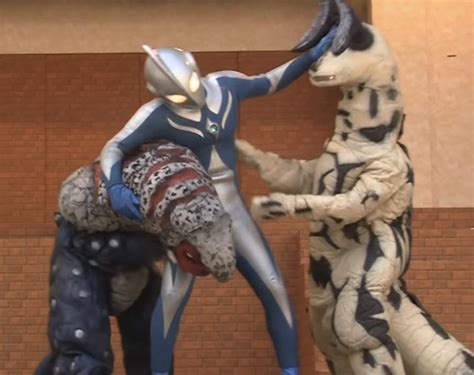 Golza And Eleking Being Friendly Towards Cosmos In An Ultraman X Stage