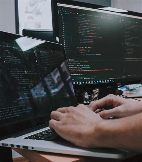 Headless Vs Decoupled Cms Whats The Difference Digitalsuits