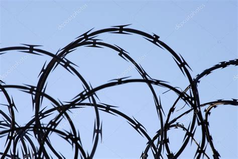 Razor Wire Stock Photo Steveball 30907203