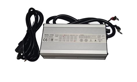 Зарядное устройство 12V 15A для аккумулятора в наличии